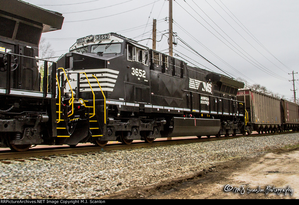 NS 3652 | GE ET44AC | NS Memphis District